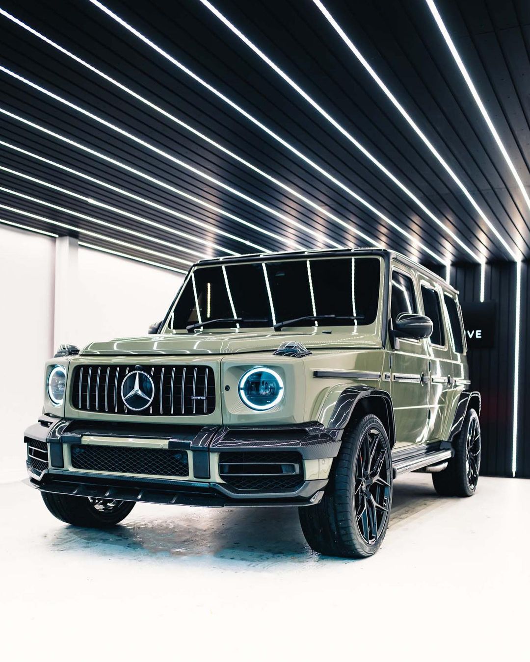 2021 Carbon Widebody Mercedes-AMG G63 in Military Green ! - Auto News ...