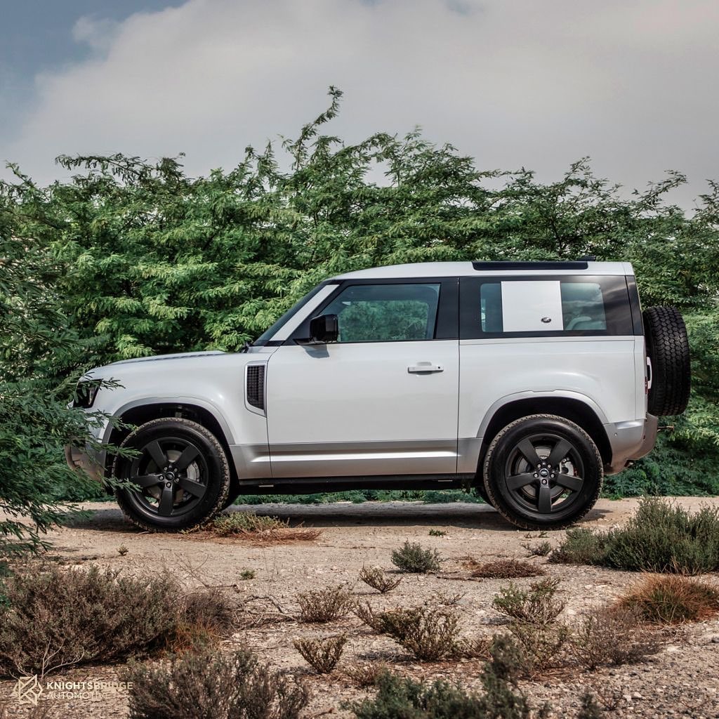 2022 Land Rover Defender 90 HSE, White & Black Beauty ! – Auto News ...