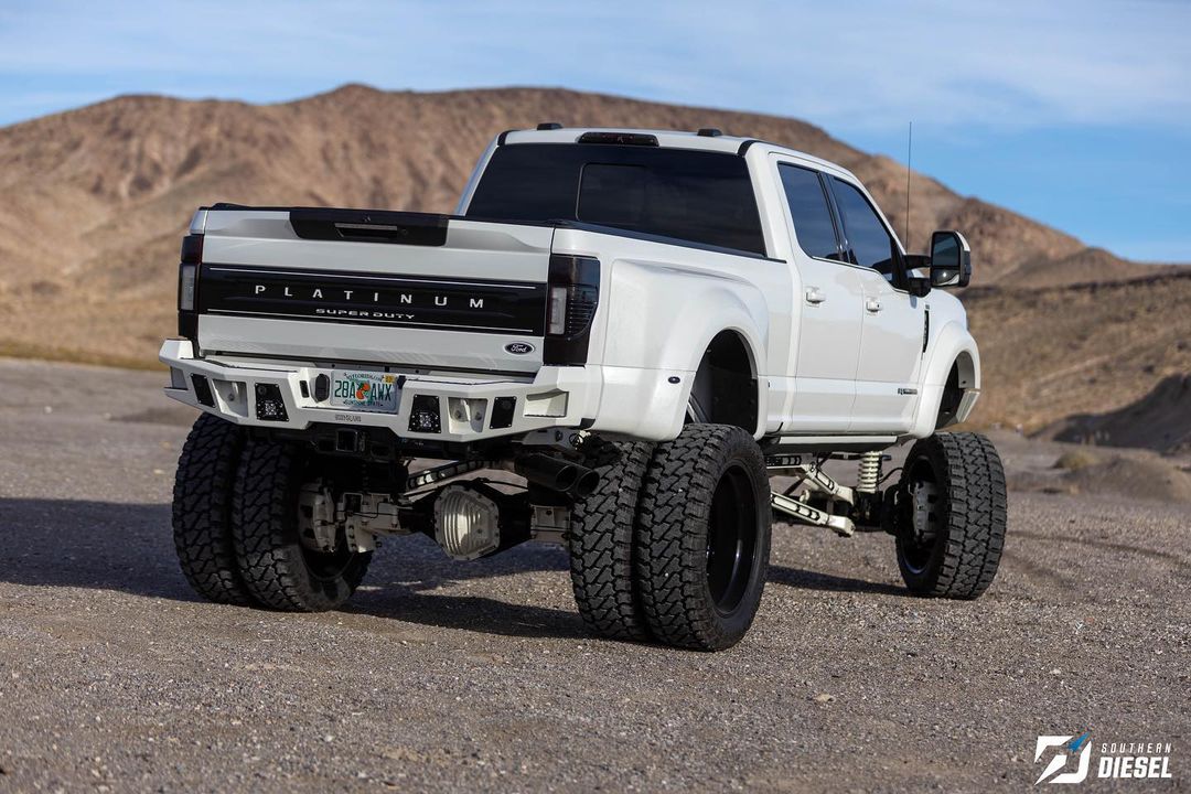 Custom SEMA Ford F450 Platinum Superduty, Monster Truck