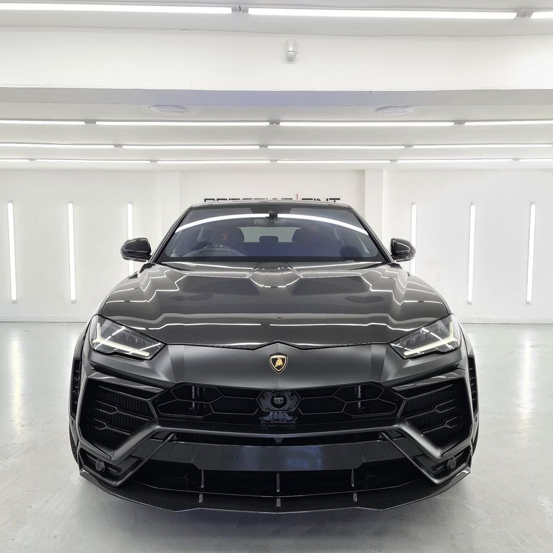 Satin Black Wrapped Lamborghini Urus on Velos Wheels ! - Auto News Magazine